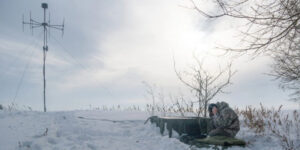 Українські військові отримали сотню переносних комплексів радіорозвідки ...