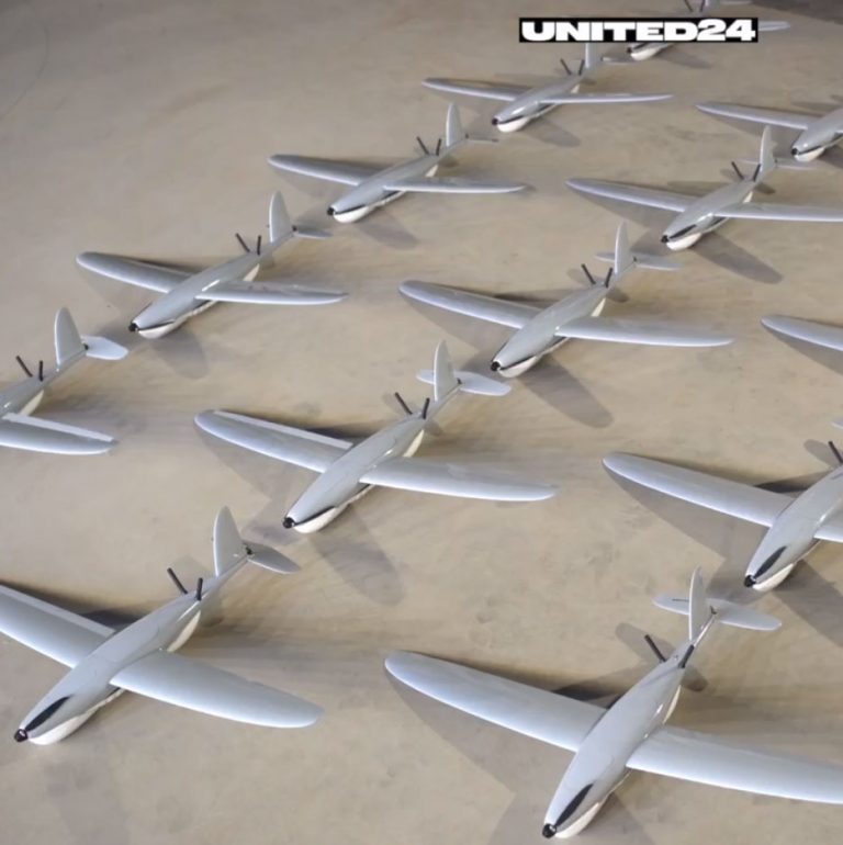 15 розвідувальних дронів RQ-35 Heidrun від Марка Гемілла вже в Україні ...